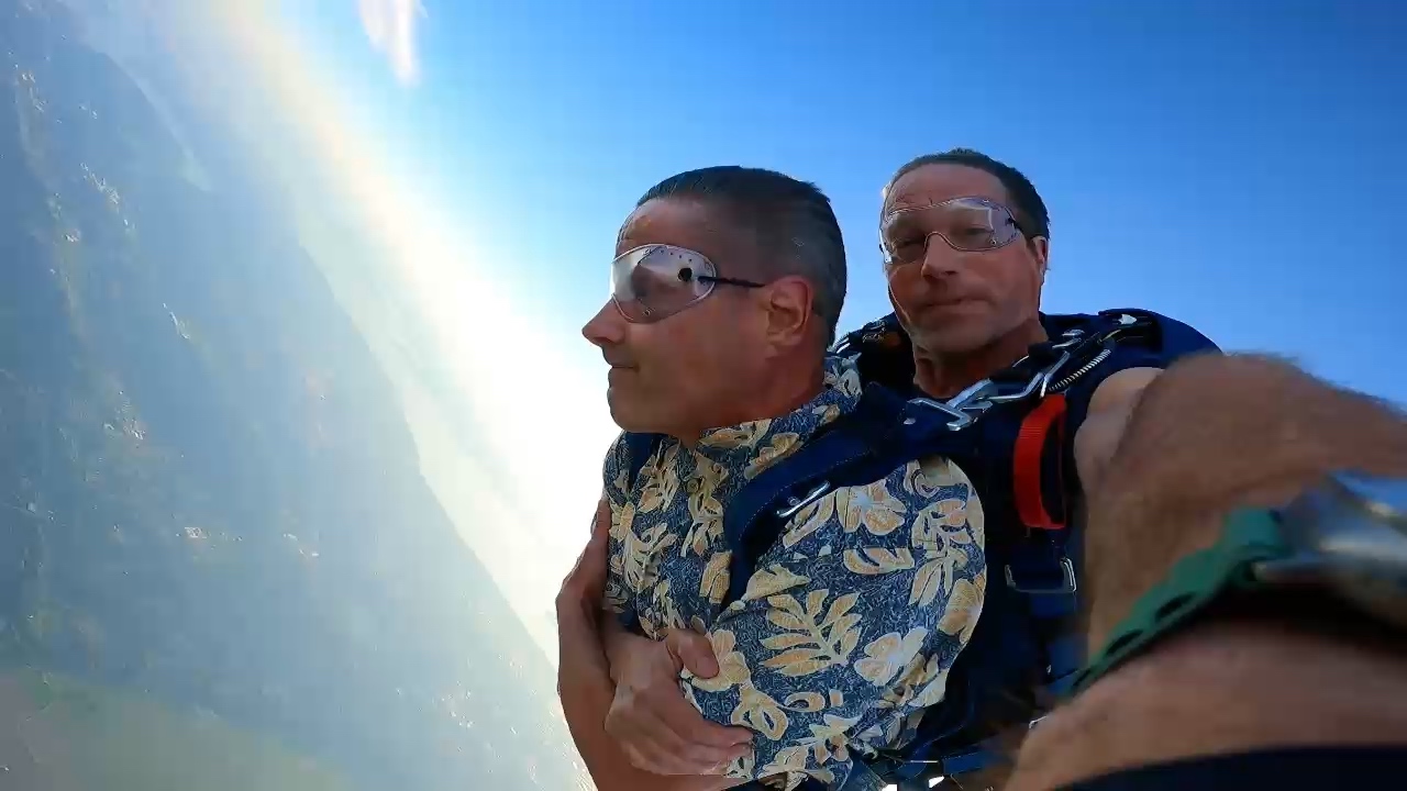 Brian Bitz | skydivesnohomish.com powered by Shred Video